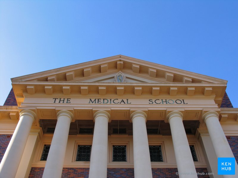 11 ways to ace medical school interview questions | Kenhub